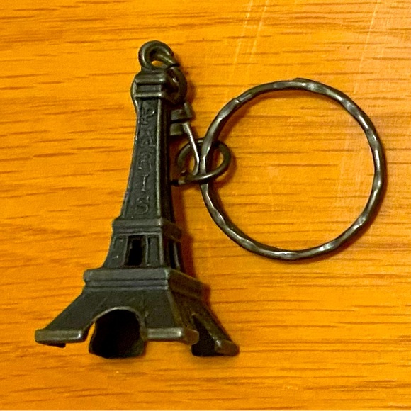 Art | Bronze Eiffel Tower Vintage Keychain Made In Paris France | Poshmark